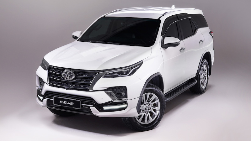 Daftar Pajak Mobil Fortuner 2025: Semua Tipe dan Tahun Rilis yang Perlu ...